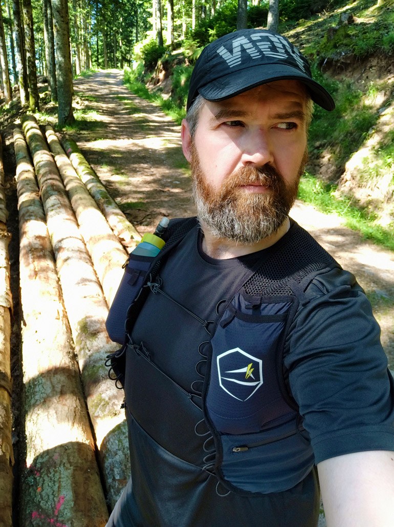 Test du gilet de trail Phoenix Modulo de Guidetti - feub.net